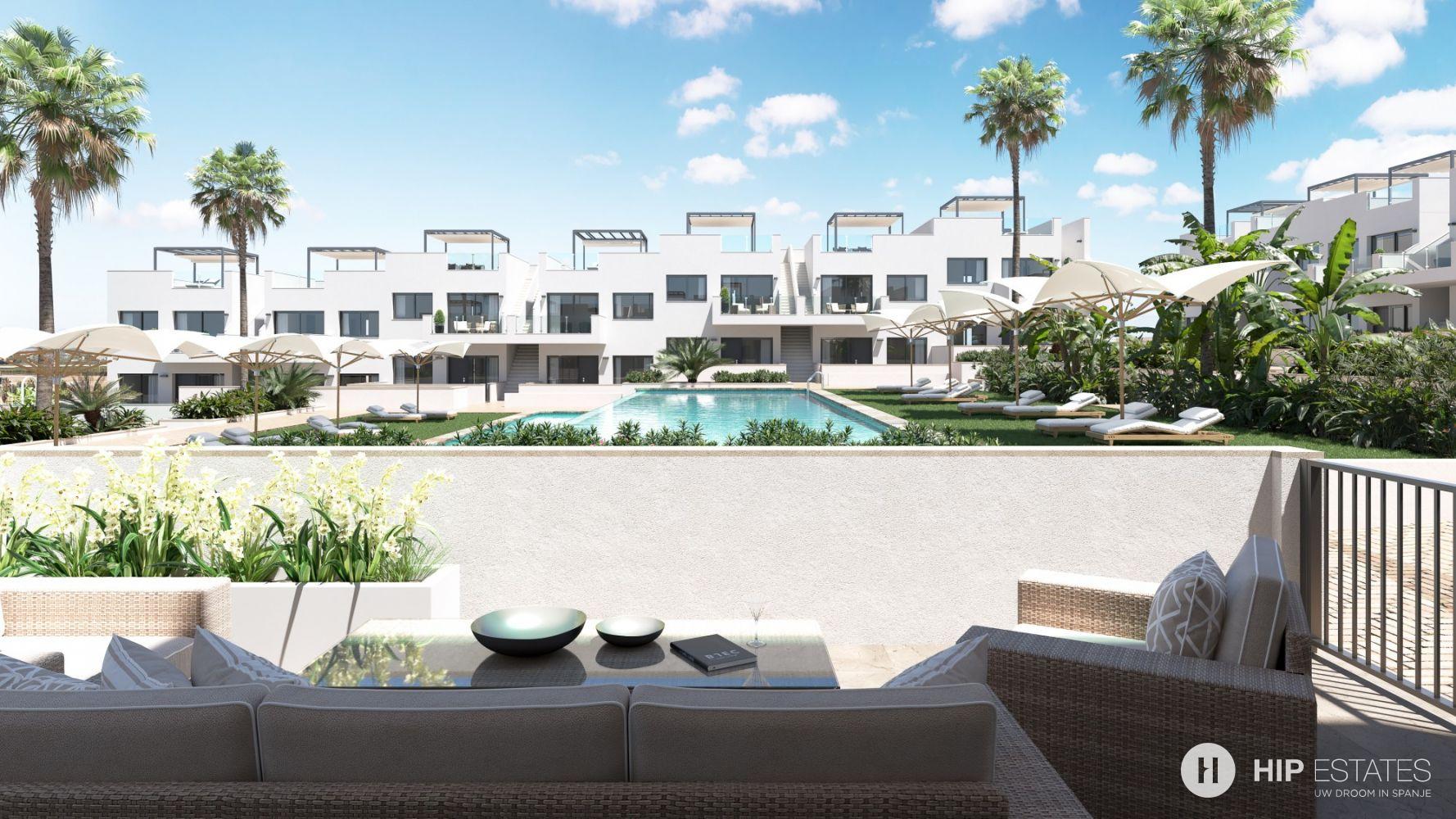 Nieuw complex gelegen in Los Balcones met spectaculair uitzicht op de ...