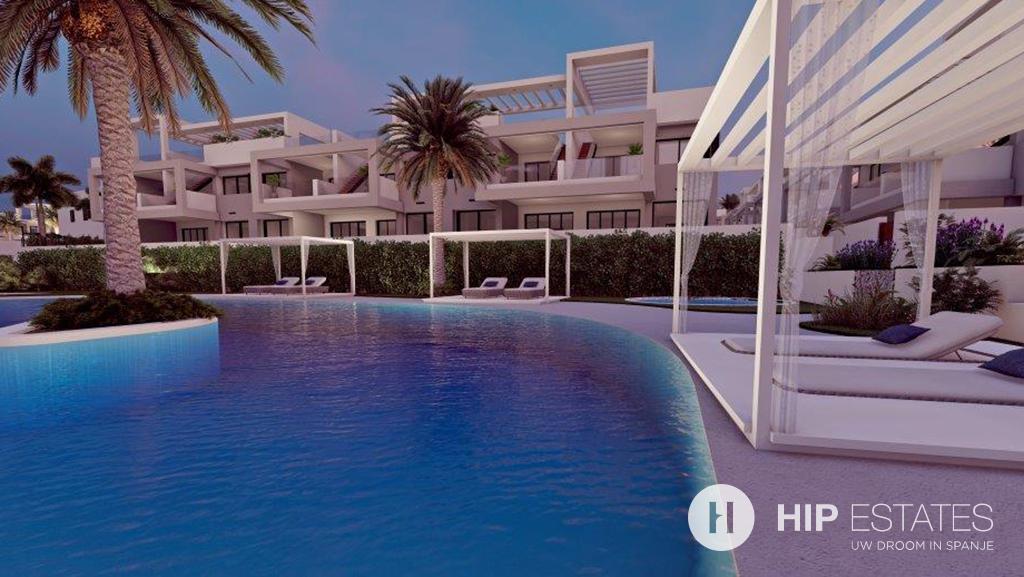 Uniek complex nabij Punta Prima aan de Costa Blanca | HIP Estates ...